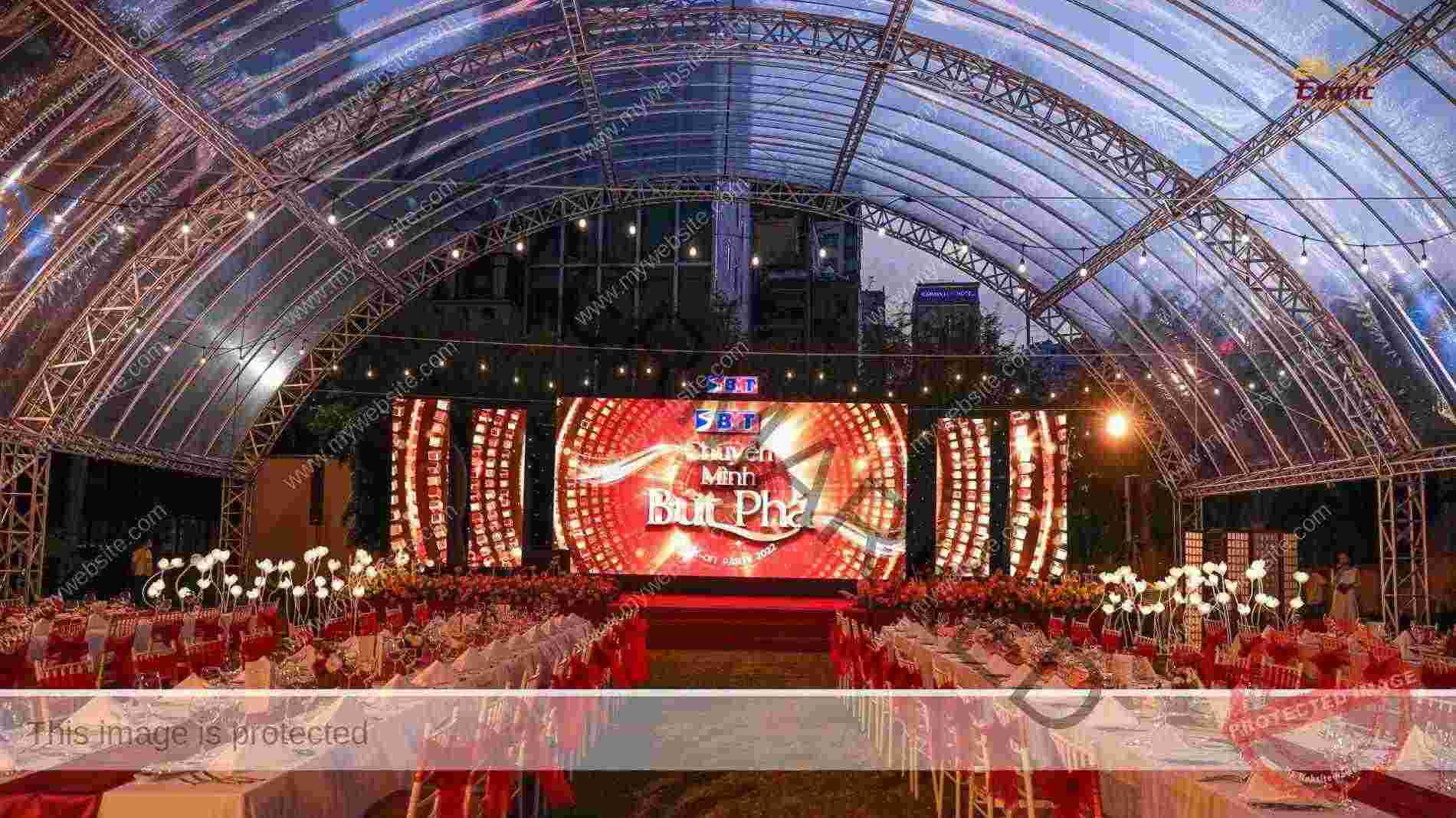 Year-end Party Backdrop – What Material to Choose?